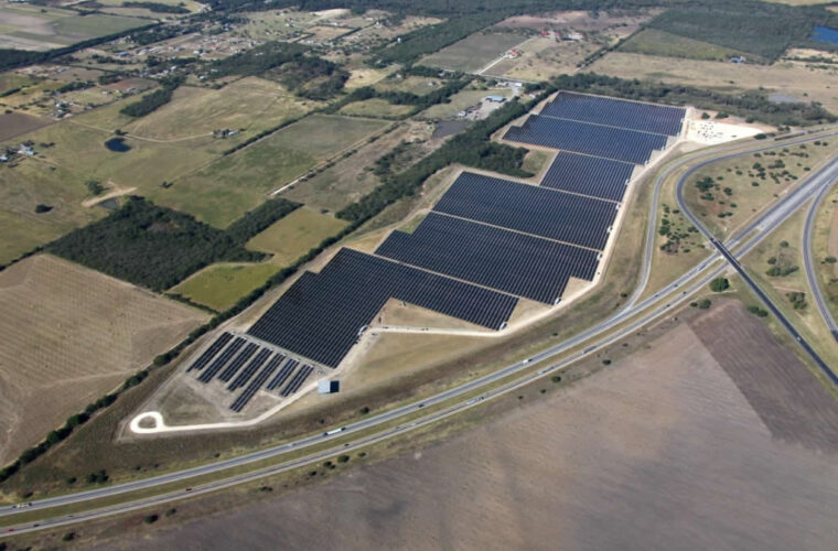 Blue Wing Solar Energy Generation solar farm - Vazoria