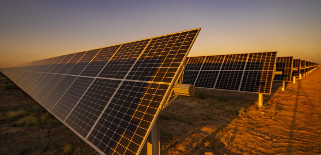 Roadrunner Hybrid solar farm - Vazoria